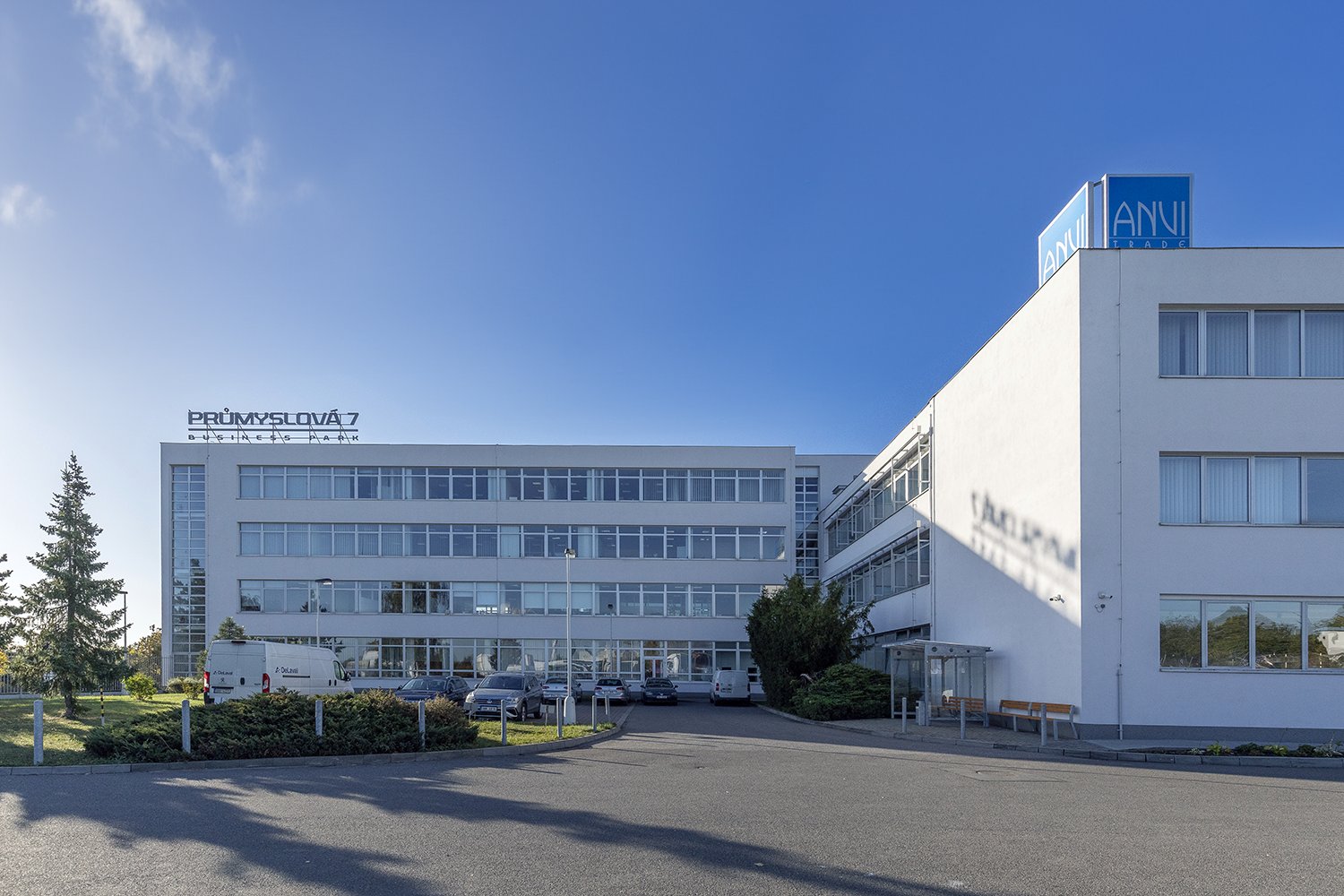 Kariéra | ANVI TRADE